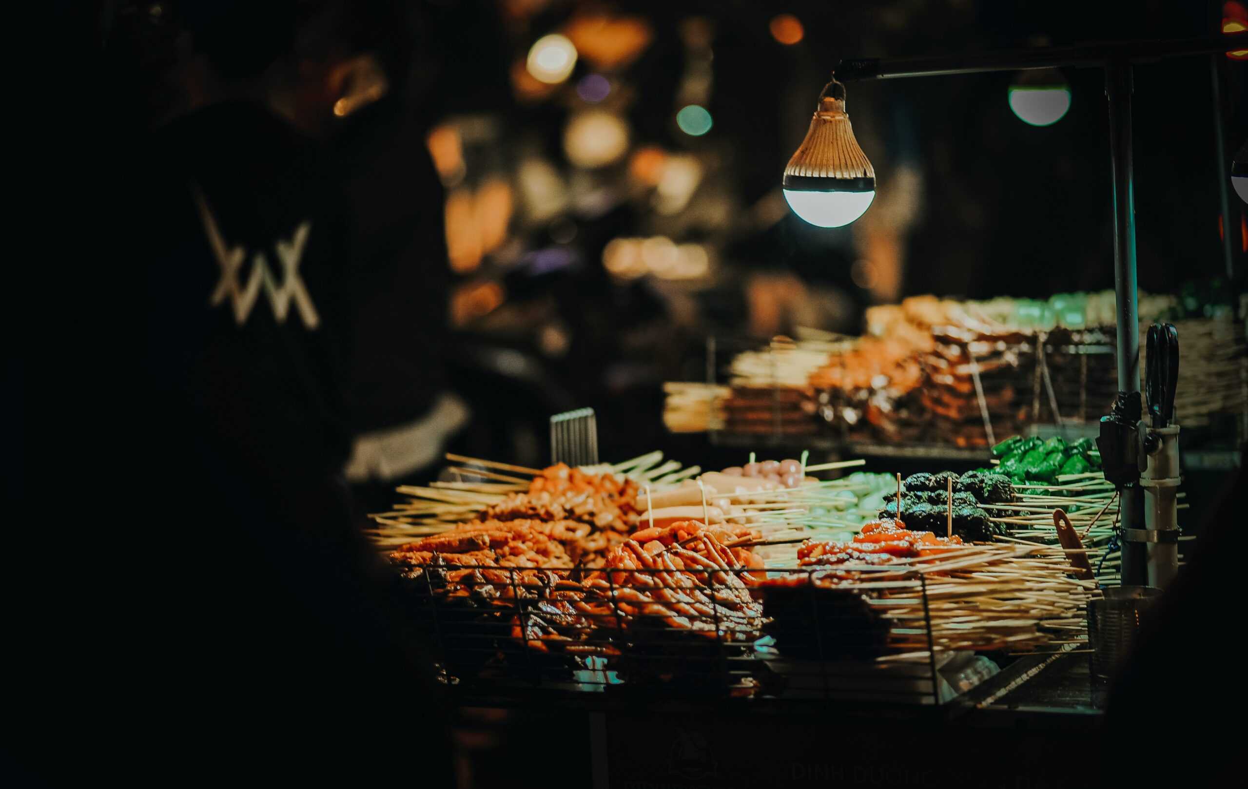 Popular Street foods in Darjeeling- You Must Try